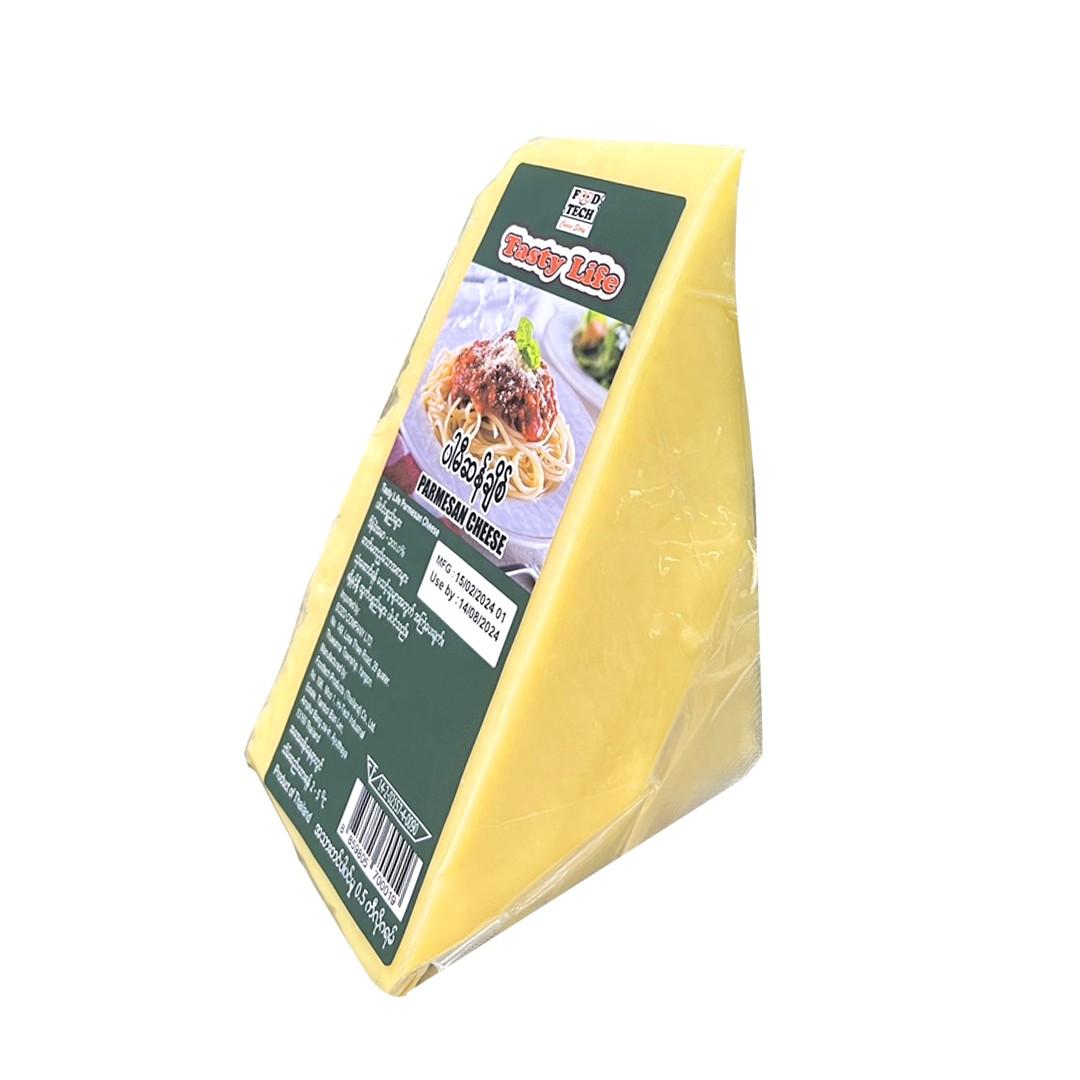 Makroclick | FT PARMESAN CHEESE BLOCK 500 G